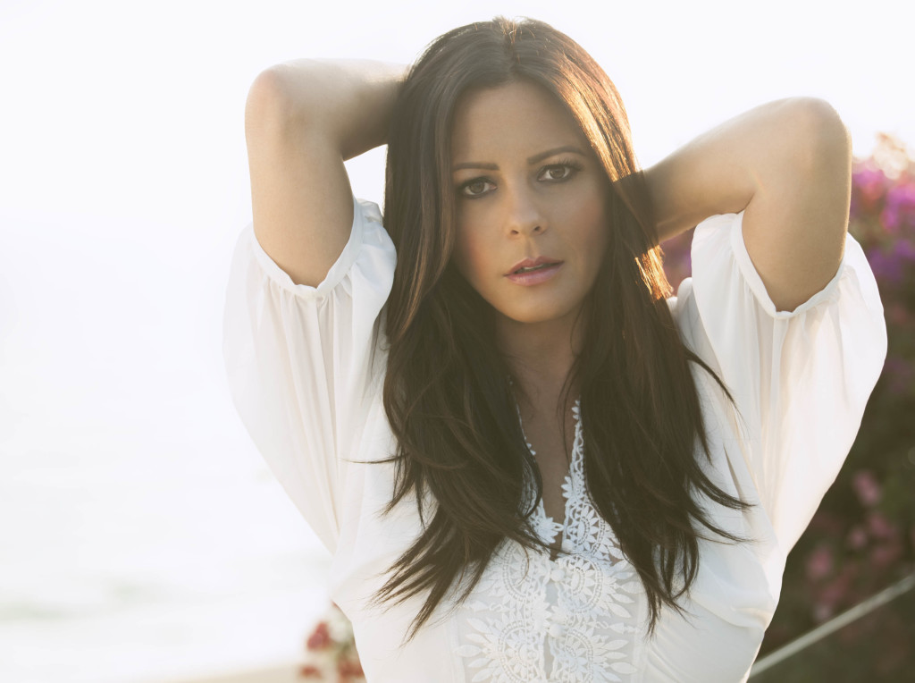 Album Review: Sara Evans | 'Slow Me Down'; Contest